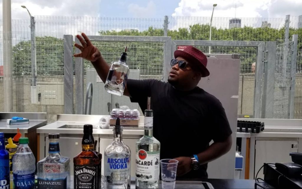 Best Mixologist With Over A Decade Of Experience » J.Chefe